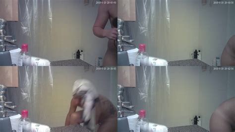 Spy Cam Catch A Couple Sex And Nude Girls On Cabin Malls Beach