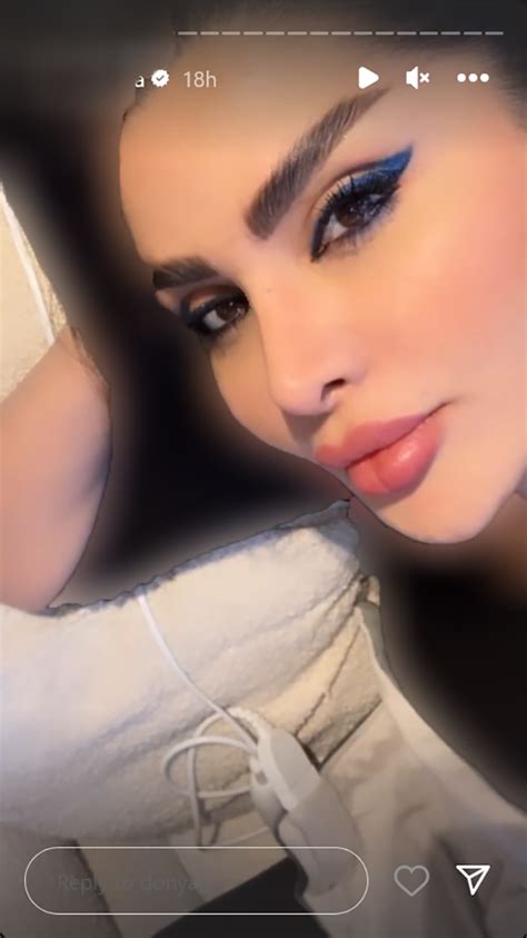 عکس دوستان جدید دنیا جهانبخت این 2 دختر هم وارد بازی زننده شدند