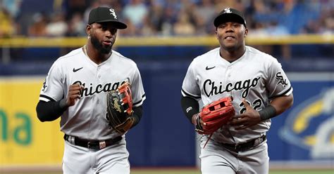 Luis Robert Punished For Not Hustling Amid White Sox 10 Game Losing Streak Sports Illustrated