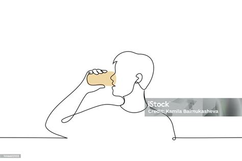 하이볼 유리에서 커피를 마시는 남자 한 선 그리기 벡터 갈 커피의 개념 텀블러에서 음료를 마시는 것 마시기에 대한 스톡 벡터 아트 및 기타 이미지 Istock
