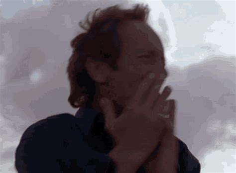 Freaking Out  Freaking Out  탐색 및 공유