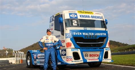 독일 트럭 레이싱 대회에 전시된 한국타이어