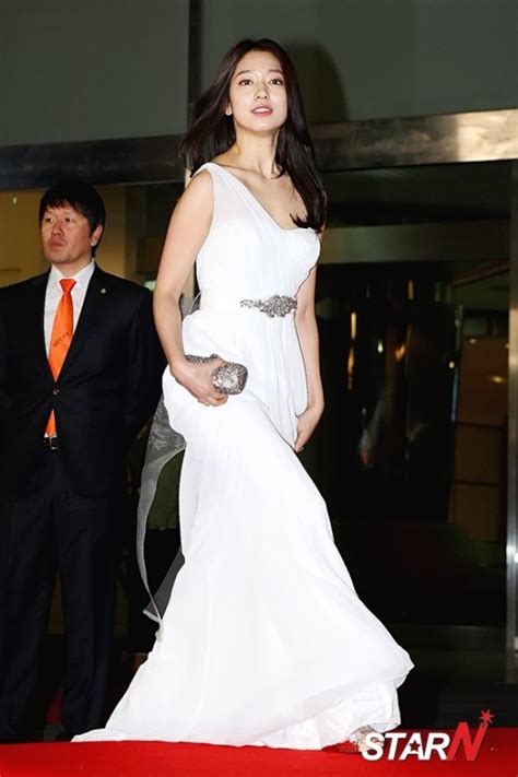 포토 박신혜 보기만해도 아찔한 볼륨 몸매~ 파이낸셜뉴스