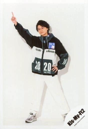 駿河屋 Kis My Ft2横尾渉全身kis My Ft2 「ポートレートシリーズ」オリジナルフォト公式生写真（男性生写真）