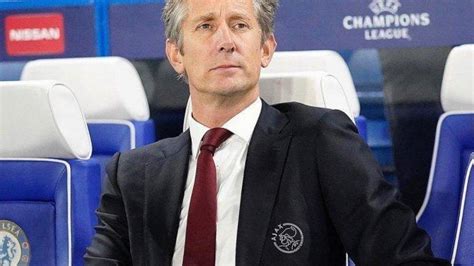 Profil Dan Instagram Edwin Van Der Sar Legenda Hidup Manchester United