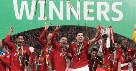 ‘호날두 방출 텐 하흐 감독의 맨유 6년 만에 리그컵 우승