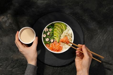 Gros Plan Sur Un Délicieux Plat Dalgues Photo Gratuite