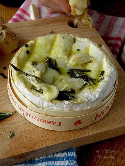 Вкуснотека: Печен Камамбер в два варианта | Кулинария, Печенье, Сыр