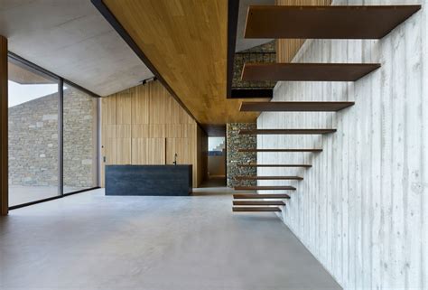 Ncaved House Mold Architects Archdaily