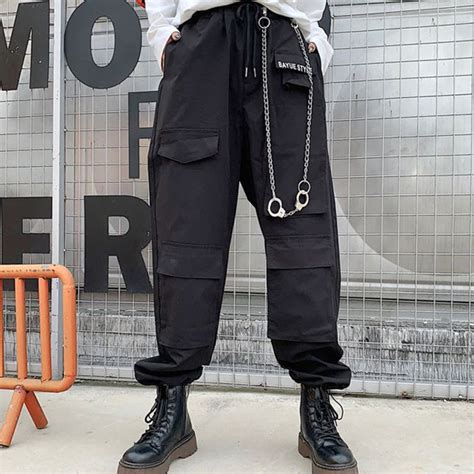ハードでメンズ感たっぷりのドロストブラックカーゴパンツ 原宿系 ファッション 品番：dctw0002131 ｜decorative