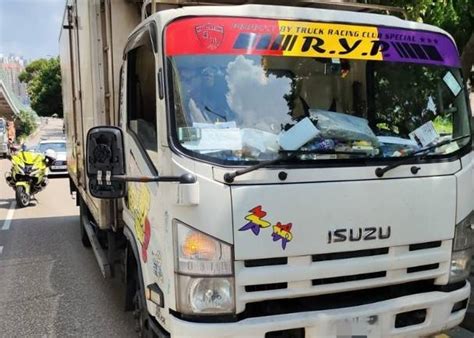 觀塘貨車遇查 司機涉停牌駕駛等共3罪被捕 Oncc 東網 Line Today