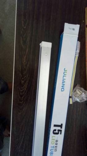 Led Tube Light T5 Flicker Free Energy Efficient Design Hassle Free