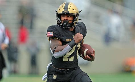 Army Running Back Tyrell Robinson Looks Good In Year Long Return From