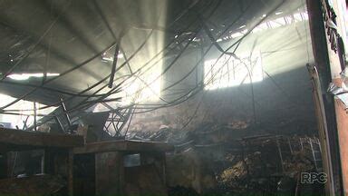 Meio Dia Paraná Ponta Grossa Incêndio destrói supermercado em