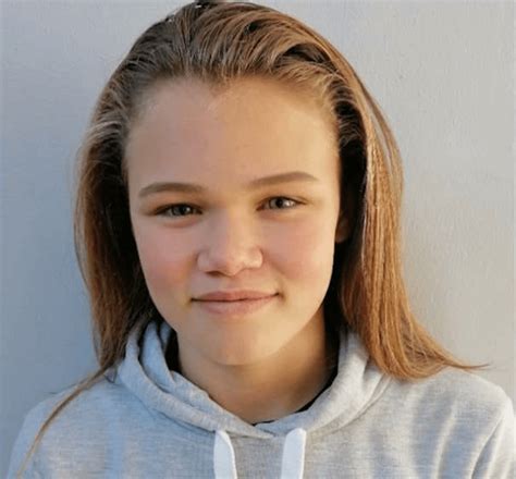 Records Abi Kotze 12 Breaks The Sa Age Group Record Again For 100m