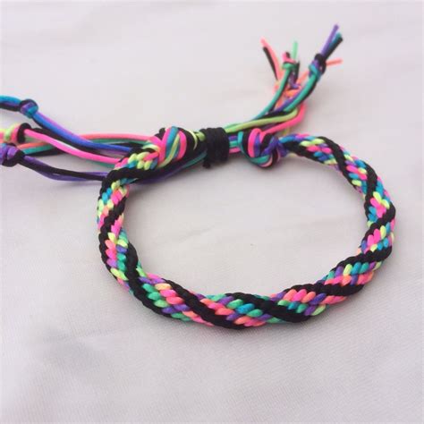 Beginners Guide To Kumihimo Friendship Bracelet Patterns Easy