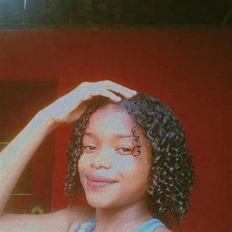 Rianaaaa Rianacristina19 • Threads Say More