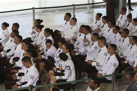 Mais uma investida contra as escolas cívico militares no Brasil ODEBATEON