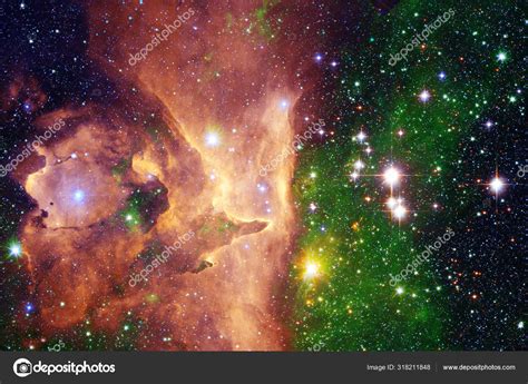 아름 다운 성운 starfield 우주 공간에서 스타의 클러스터 스톡 사진 Outer Space