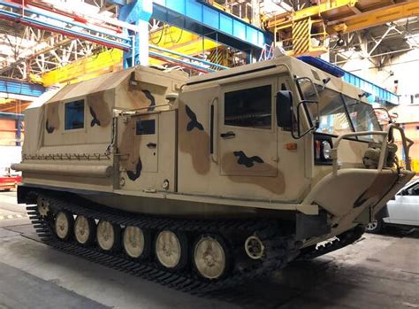 俄羅斯軍用裝甲車廠展示民用全地形車 新華網