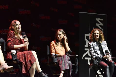 Wynonna Earp At Nycc Season 4s Fight Wayhaught And More