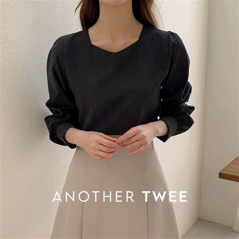 모어렌 피치블라우스 Made Tbs0354 시에드 하트넥 블라우스하객룩블라우스하객룩데이트룩퍼프블라우스셔링블라우스