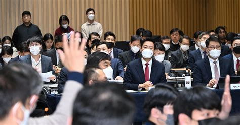 토허제 해제 기대하는 ‘잠·삼·대·청 동단위·재건축 단지 등 ‘핀셋 지정으로 바뀔 것”