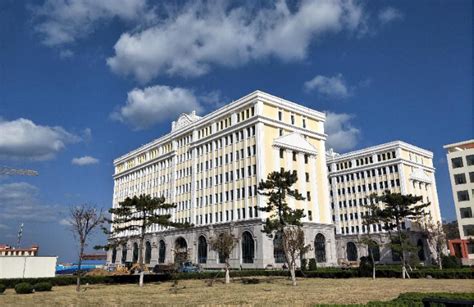 威海市产业技术研究院 四平台 哈工大威海创新创业园