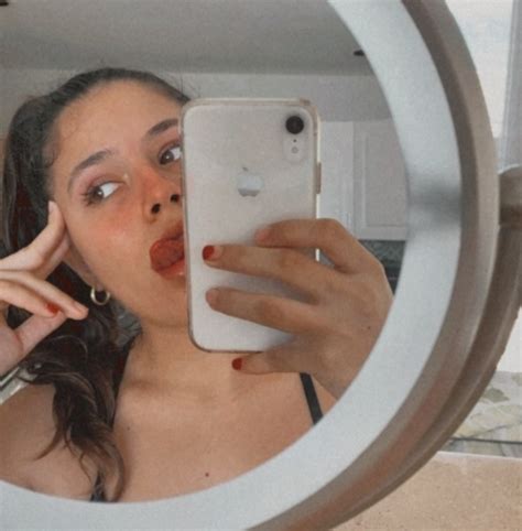 Amanda Quintanas Instagram Twitter And Facebook On Idcrawl