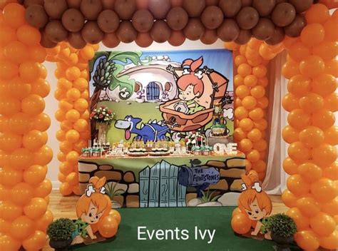 Pebbles Flintstones 8x8 Table Banner Backdrop With 8ft Table Wrap