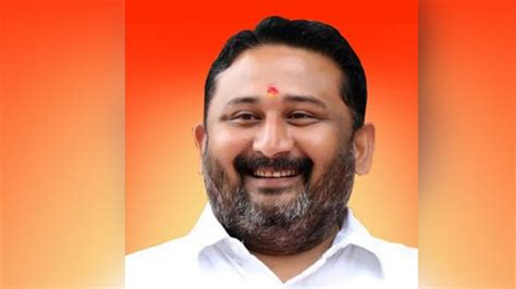 Maharashtra Govt Will Take Strict Action Against Menace Of Fake Mathadi Workers Says Labour