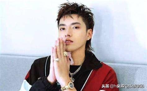 吳亦凡在專輯榜竟排名100位，是真實銷量嗎？ 每日頭條