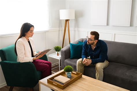 What Is Neurotic Behaviour And How To Deal With It