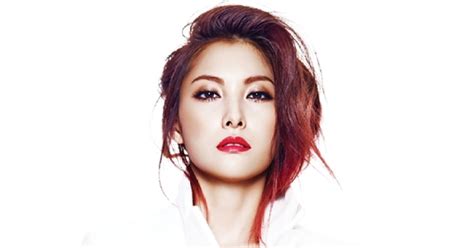 박규리 파격화보 새빨간 입술 고혹적 섹시미 포토엔