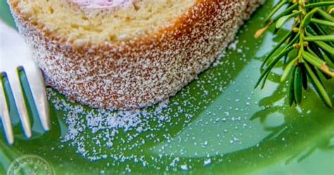 Biskvit Raspberry Roulade Roulette Cake Punchfork