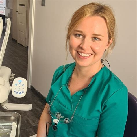 Lek Dent Aleksandra Sikora Umów Wizytę Online Znanylekarzpl