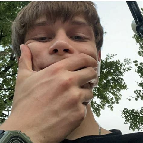 Пин от пользователя мила чон на доске Макс глеб Концертные плакаты