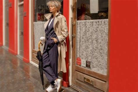 39 Power Women Suits To Look Confident At Work