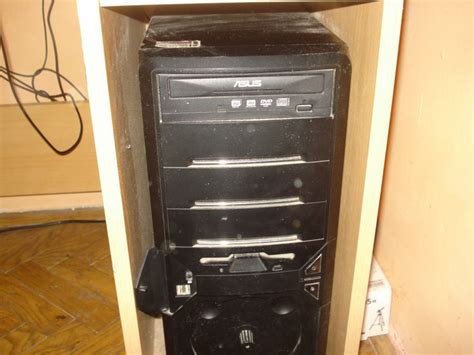 Pc Amd Sempron Tm Processor 3000 Ultra Nagograđen