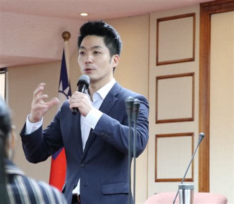 新竹球場花12億整建問題一籮筐 蔣萬安：用最嚴格標準驗收大巨蛋 Yahoo奇摩汽車機車
