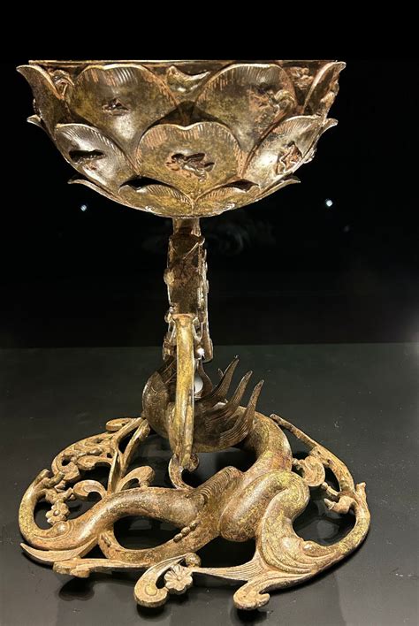 백제금동대향로