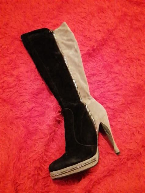 Чобітки — ціна 200 грн у каталозі Черевики Купити жіночі речі за доступною ціною на Шафі