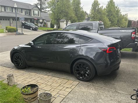 What Is The Best Color For A Model Y And Why Is It Stealth Gray R