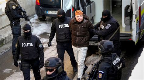 Il Latitante Mohammed Amra Estradato In Francia La Mosca Era Fuggita