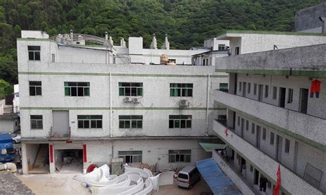 关于玻璃钢生产厂家 深圳市创鼎盛玻璃钢装饰工程有限公司