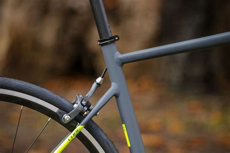 Review Cube Attain 2020 Road Cc