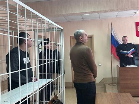 Суд избрал меру пресечения сотруднику полиции обвиняемому в покушении