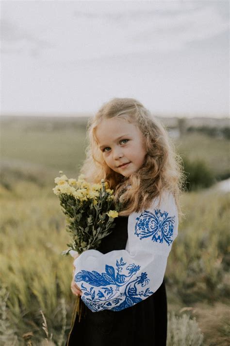 Дівчина Україна Nel 2024