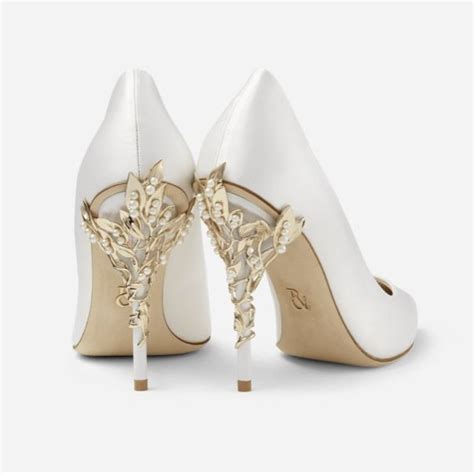 White And Gold Bridal Heels For Wedding Outfit