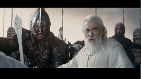 Создать мем гэндальф я приду на пятый день с востока властелин колец две крепости властелин